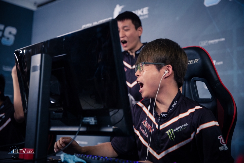 群星联赛：现场VG.CyberZen队员战斗图集_5EPlay - 5EPlay赛凡网