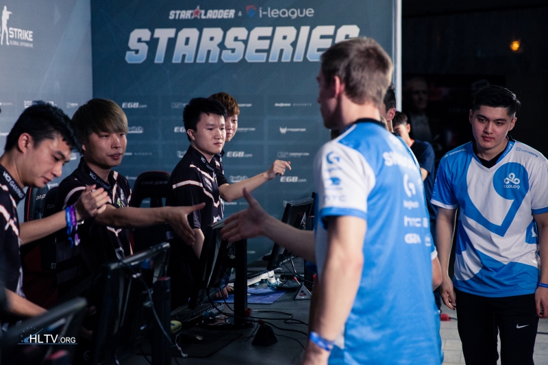 群星联赛：现场VG.CyberZen队员战斗图集_5EPlay - 5EPlay赛凡网