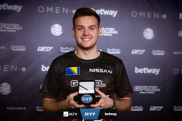 王者归来 NiKo荣获BLAST迈阿密站MVP奖章_5EPlay - 5EPlay赛凡网