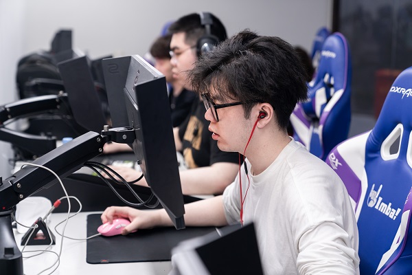 5E全民杯外卡赛上海站 Oath Iris成功夺冠_5EPlay - 5EPlay赛凡网