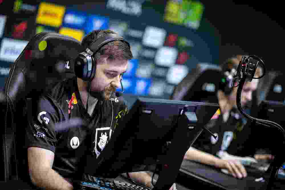 HooXi评价CS2：喜欢新音效，讨厌烟雾弹改动_5EPlay - 5EPlay赛凡网