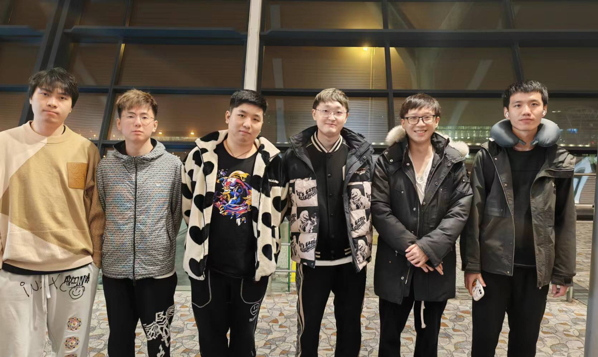 ROTK疑似被踢？Aster机场合照唯独他缺席！_5EPlay - 5EPlay赛凡网