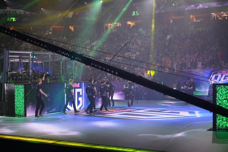 终究还是意难平：AME拥抱Maybe痛哭_5EPlay - 5EPlay赛凡网