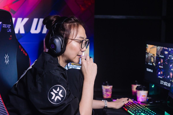 八冠女教头Potter：我和EG的弟兄们雄心壮志！_5EPlay - 5EPlay赛凡网