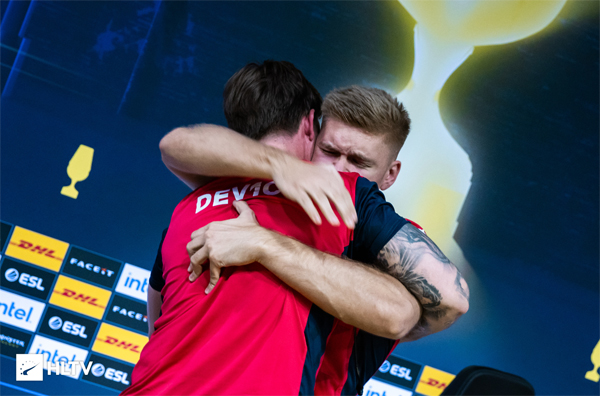 device：我要表扬一下大壮 给对手挖陷阱他贡献巨大_5EPlay - 5EPlay赛凡网