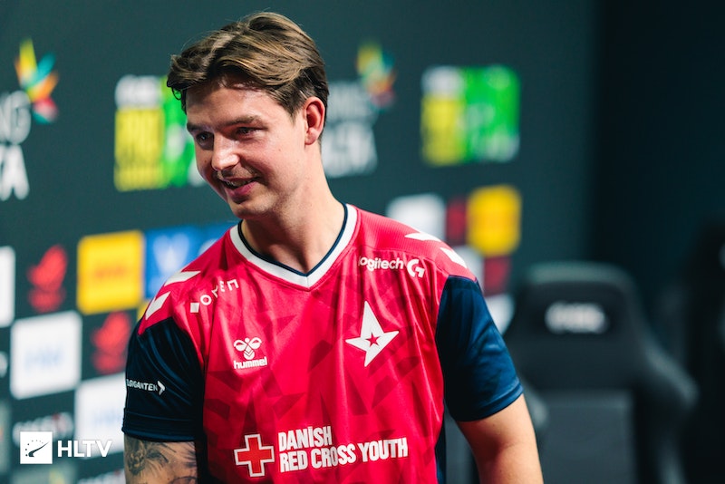 device：我还征战的主要原因就是CS新版本