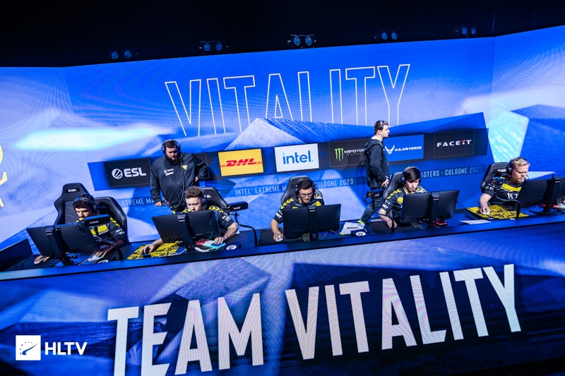 Dexerto长文采访：Faloncs是靠钞能力吸引zonic的吗_5EPlay - 5EPlay赛凡网