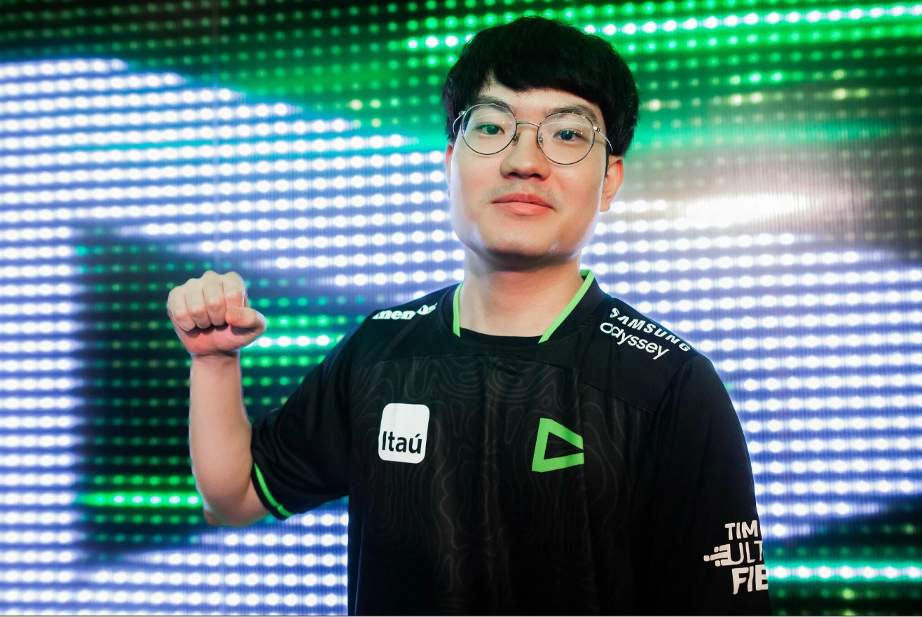 LLL下路Route：从BP开始就觉得要输，游戏内打得也不如对手_5EPlay - 5EPlay赛凡网