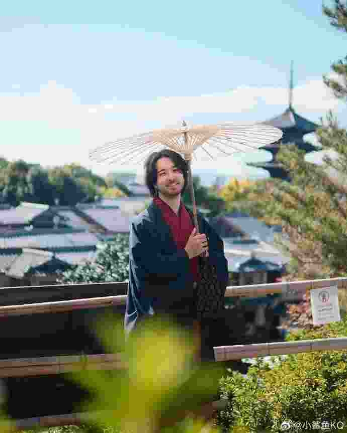 DOTA2最帅职业选手Tofu在Ins上晒图，享受日本之旅_5EPlay - 5EPlay赛凡网