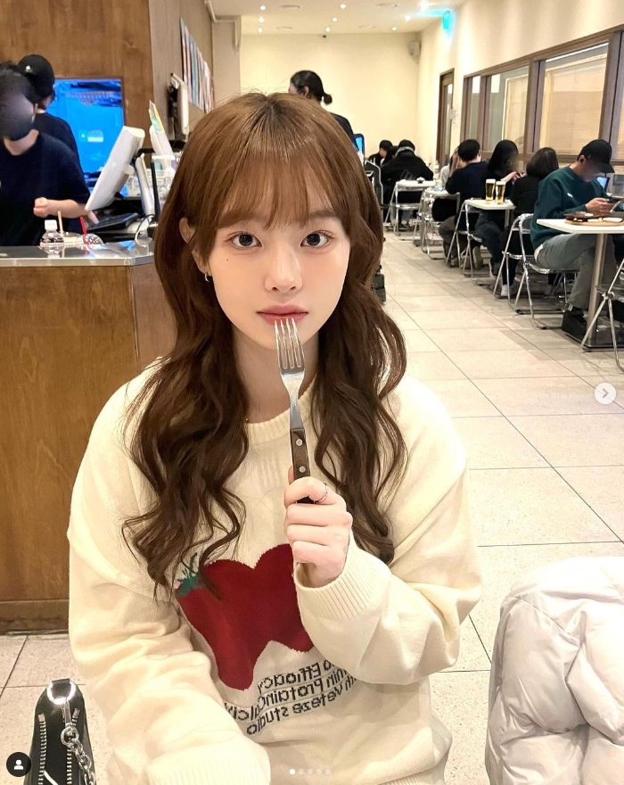 韩网友扒出Oner女友照片，评价很有“初恋感”！_5EPlay - 5EPlay赛凡网