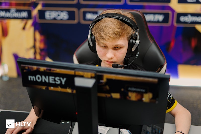 m0NESY：若有机会，会劝过去的自己珍惜光阴_5EPlay - 5EPlay赛凡网