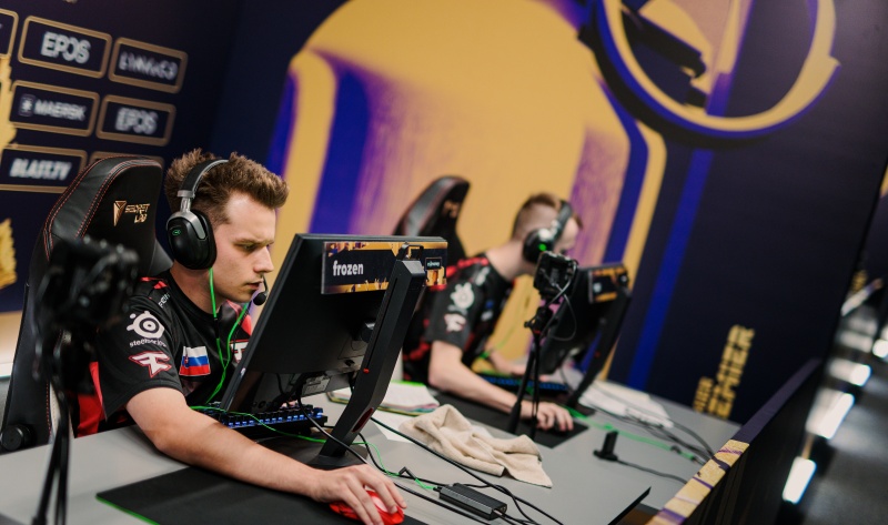 frozen带领Faze淘汰Spirit_5EPlay - 5EPlay赛凡网