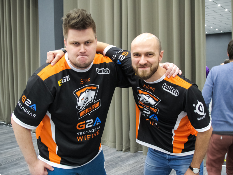 Snax长篇专访(1/4)——看身形，老VP更像一支橄榄球队_5EPlay - 5EPlay赛凡网