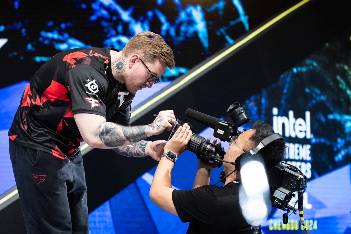 FaZe勇夺IEM成都冠军 现场精彩图集_5EPlay - 5EPlay赛凡网