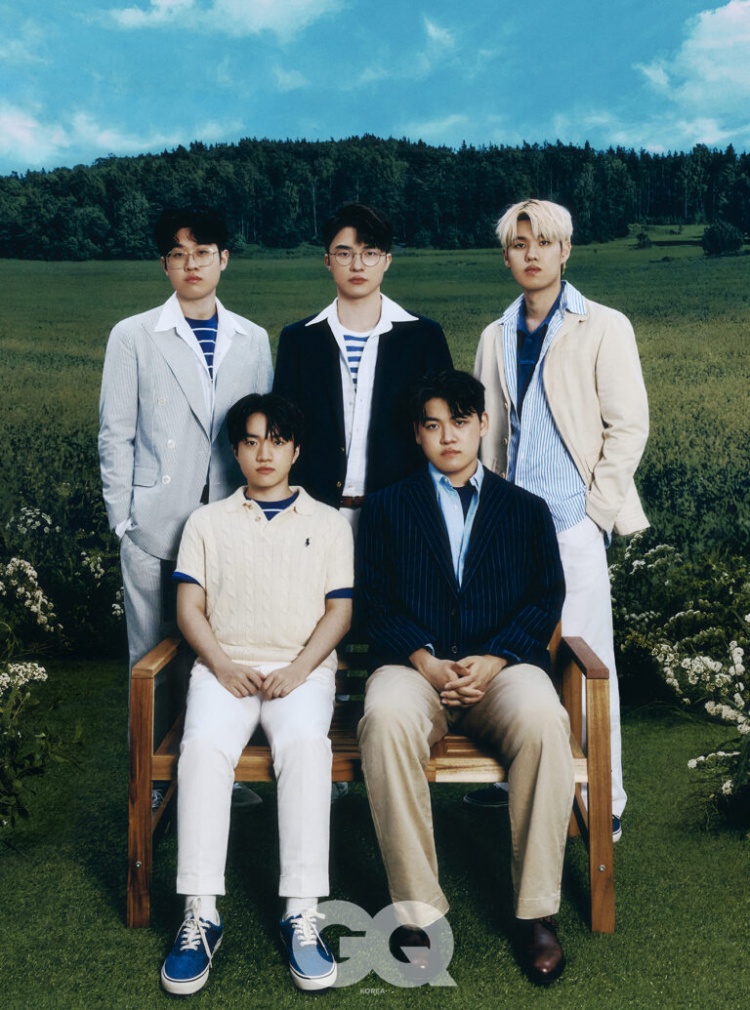 GQ KOREA更新T1战队选手杂志写真：全员化身时尚男模！_5EPlay - 5EPlay赛凡网