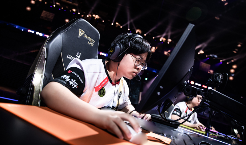 【揭瓦杂谈】EDG前教练AfteR：风评渐扭转，午后是一个合格的执教者吗？_5EPlay - 5EPlay赛凡网