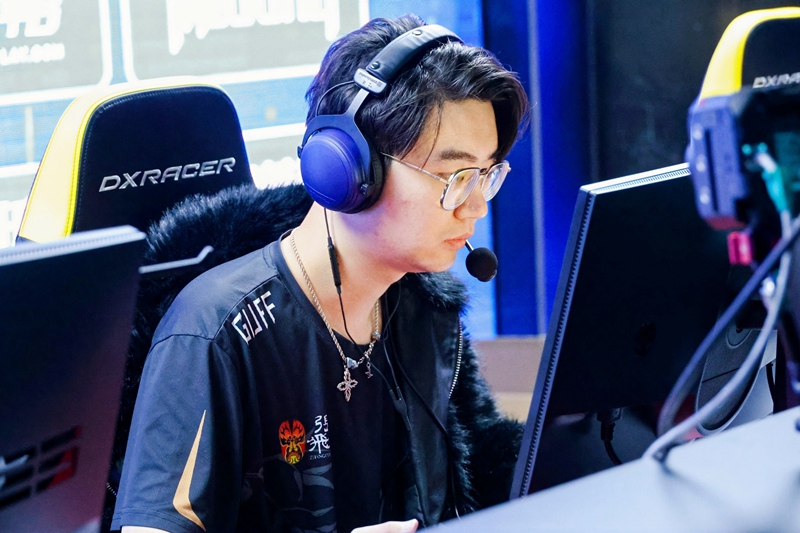 又一个线下盛宴 XPL S3第一、二日现场图集_5EPlay - 5EPlay赛凡网