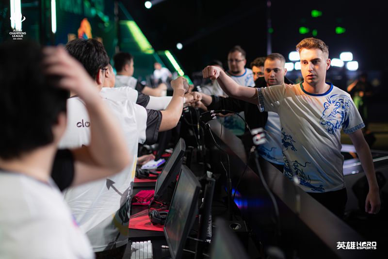 5EPlay专访BOROS：今年想进Major，看好Falcons捧杯墨尔本_5EPlay - 5EPlay赛凡网