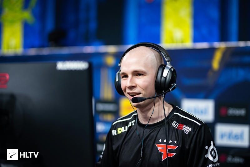 5EPlay专访EliGE：Overpass回归很开心，想让总监试试光头_5EPlay - 5EPlay赛凡网