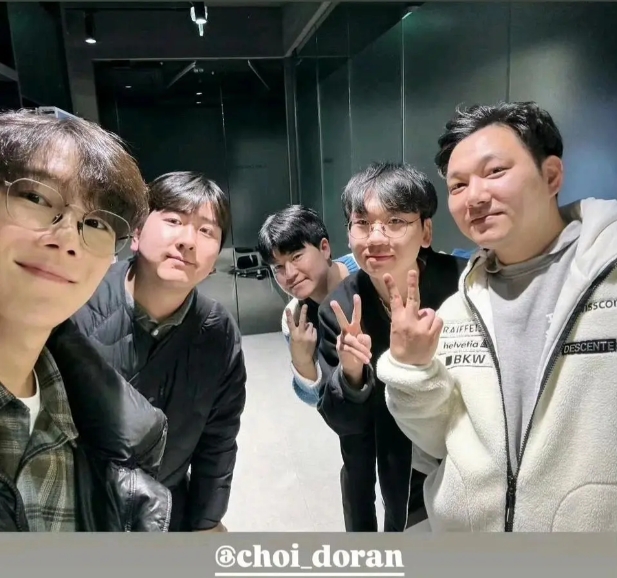 官宣前3个小时签订的合约？Doran的经纪公司在三小时前发布ins快拍_5EPlay - 5EPlay赛凡网